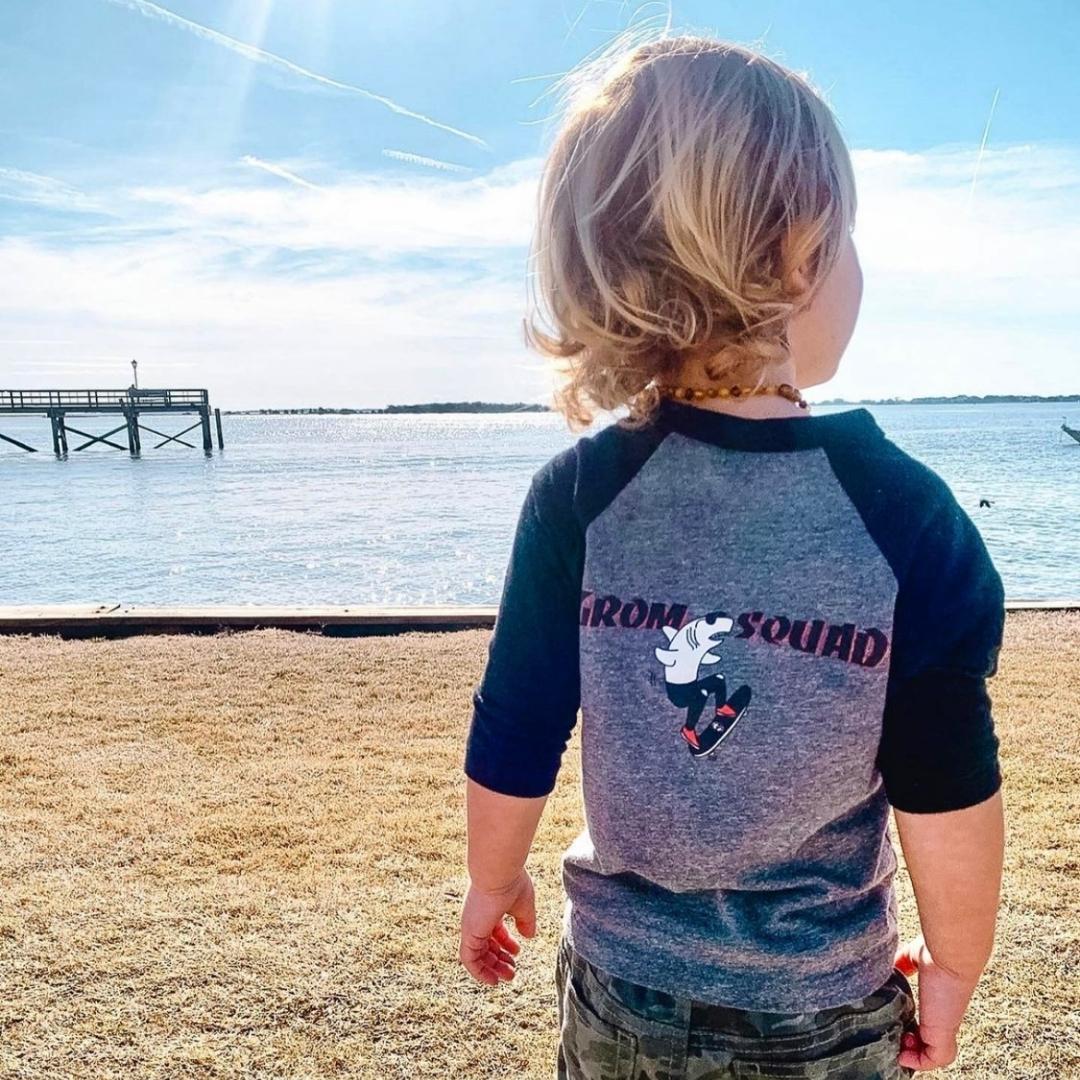 Thrasher Shark Raglan – gromsquadusa